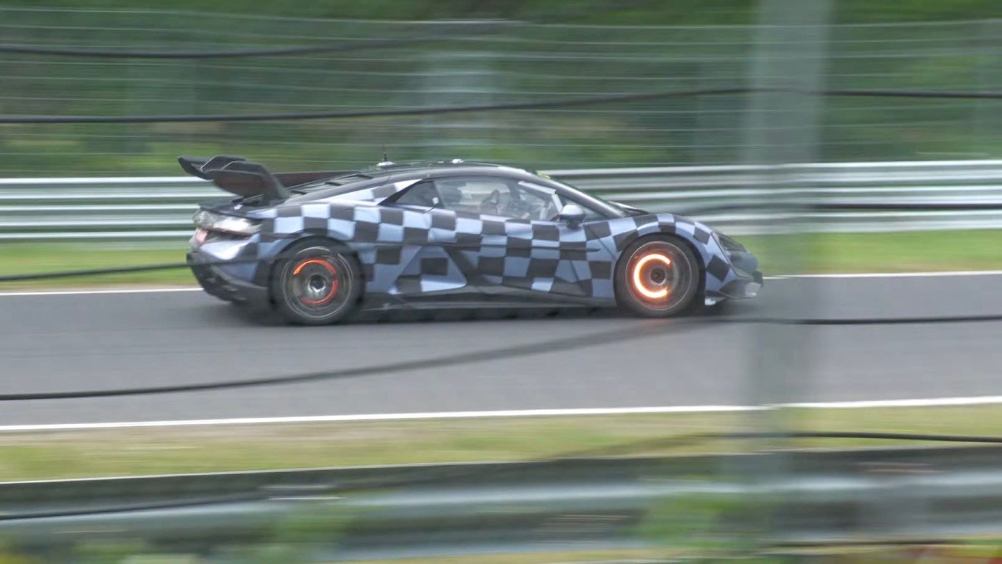 Watch BYD's $230K Quad-Motor Hypercar Slayer Take the Nurburgring